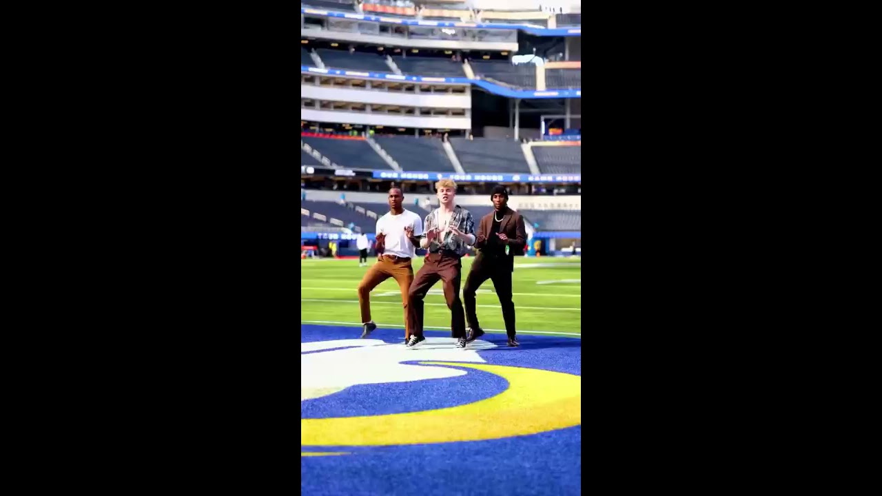 She’s a lady! Bdash x Vik x Aubrey – jnews